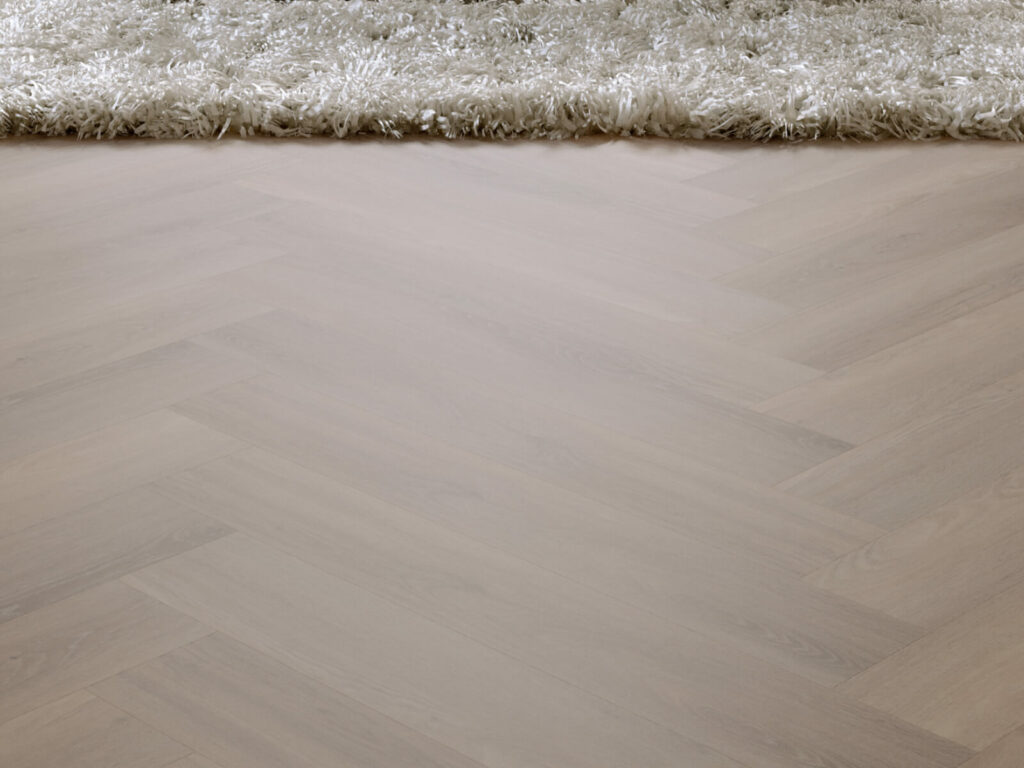 Ambassador Oak - Room 5